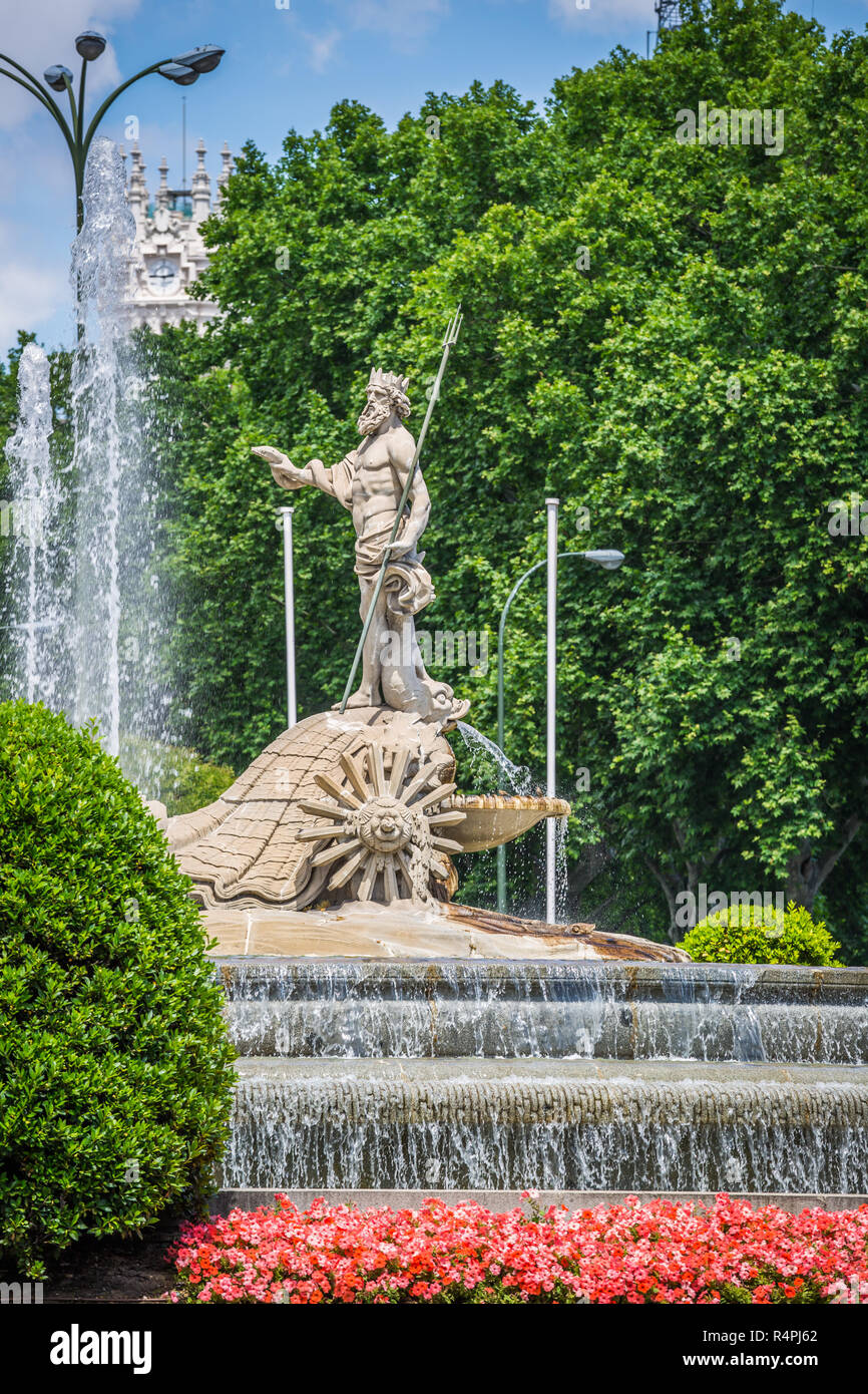 fountain of neptune (fuente de neptuno) one of the most famous landmark ...