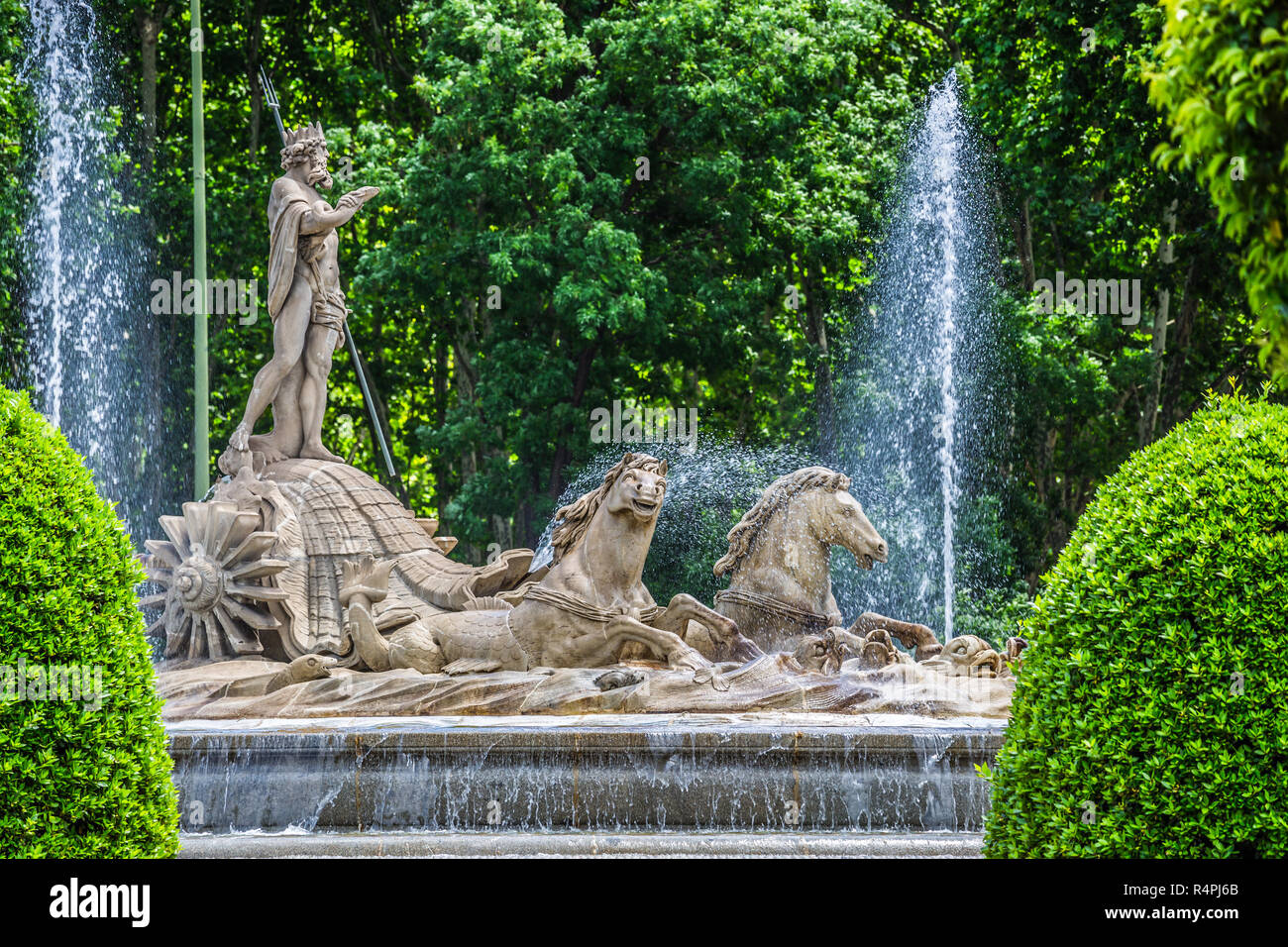 fountain of neptune (fuente de neptuno) one of the most famous landmark ...
