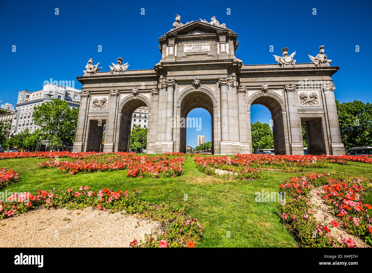 alcala gate (puerta de alcala) - monument in the independence square in ...