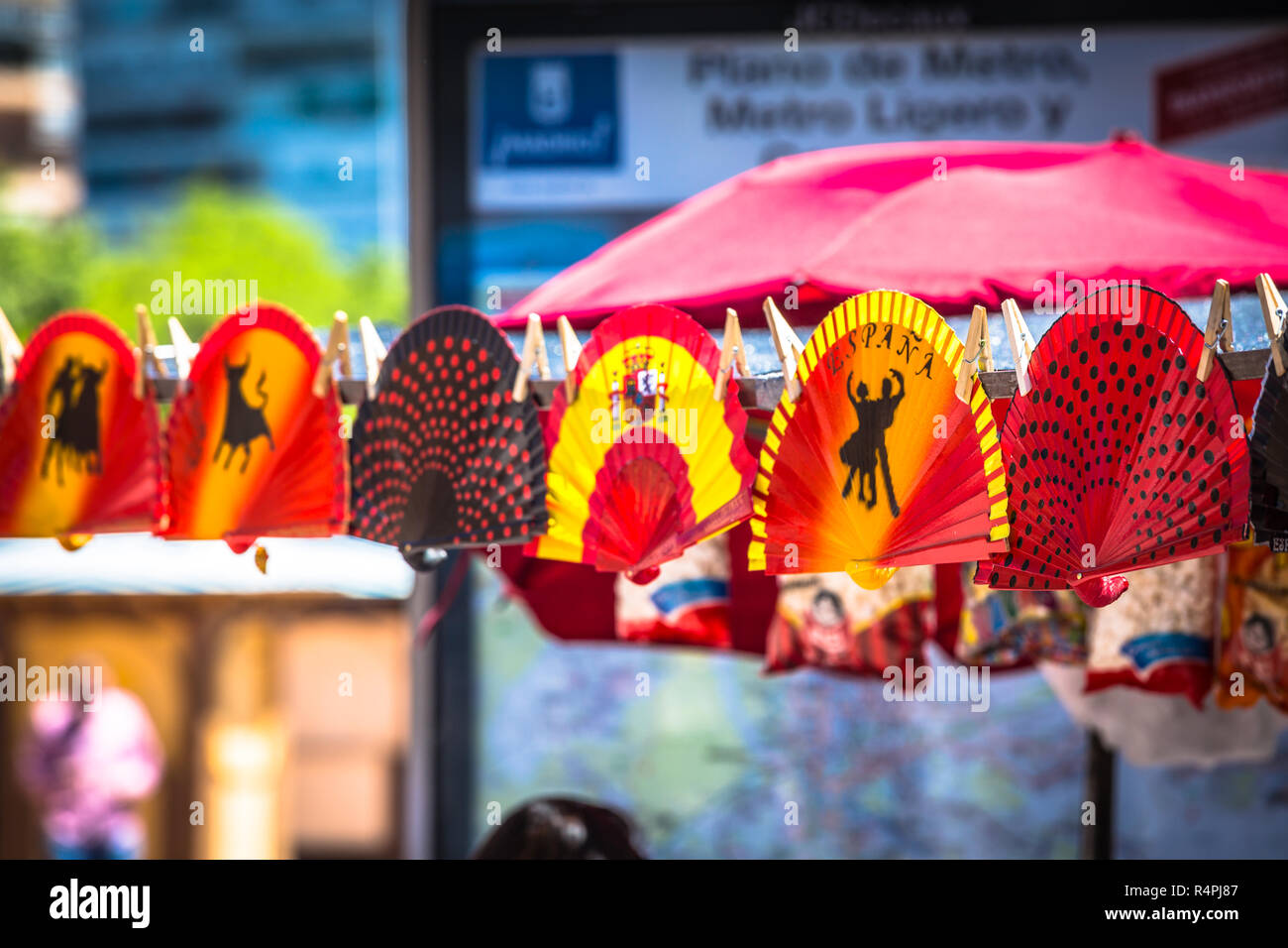 Andalusia flamenco fans hi-res stock photography and images - Alamy