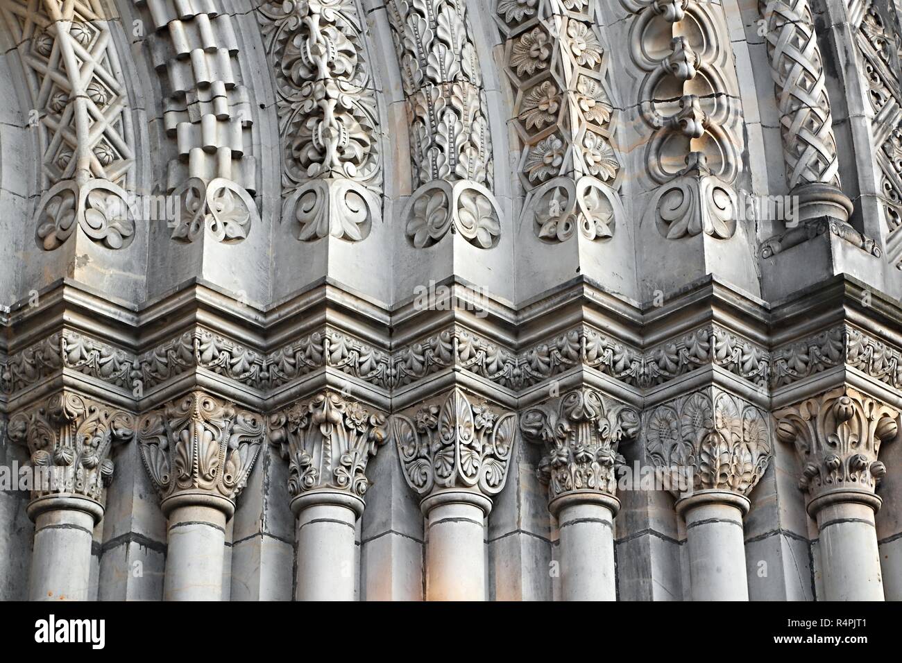 Detailed architectural section hi-res stock photography and images - Alamy