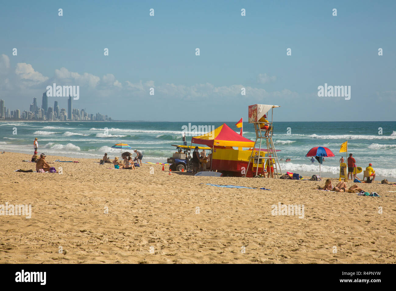 Burleigh heads surf hi-res stock photography and images - Alamy