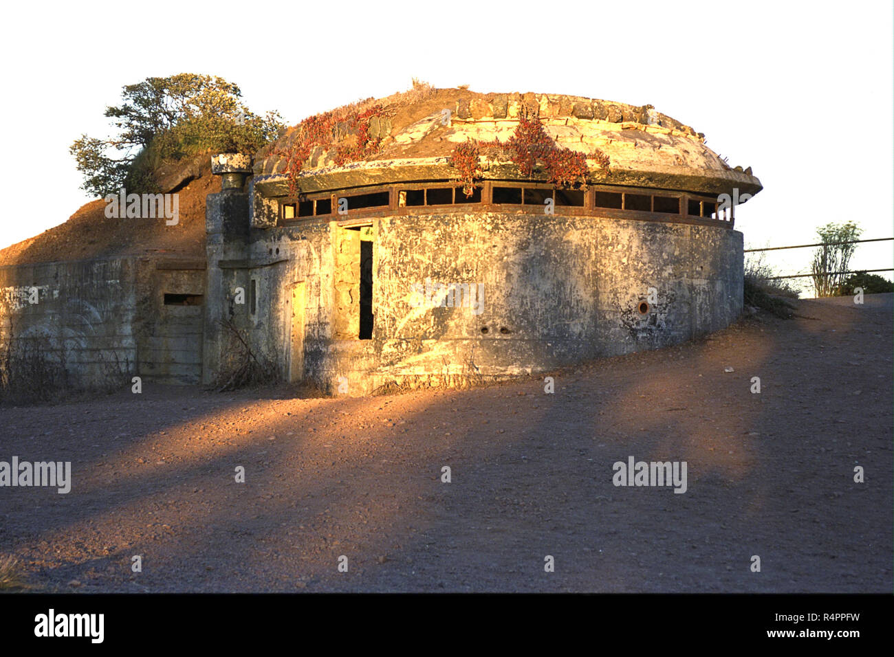 Old bunkers hi-res stock photography and images - Alamy