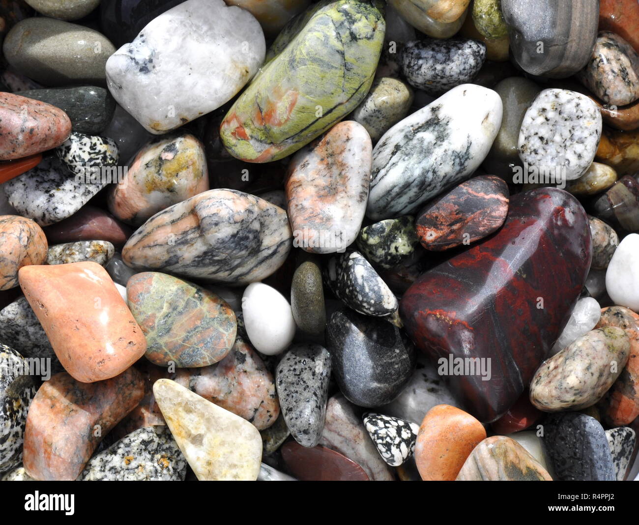 Pile of polished rocks colorful hi-res stock photography and images - Alamy