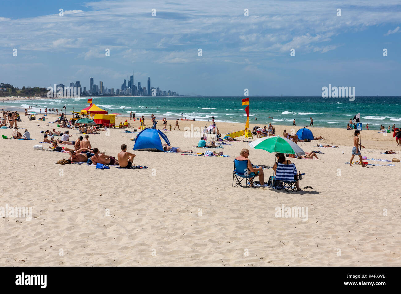 Burleigh heads surf hi-res stock photography and images - Alamy