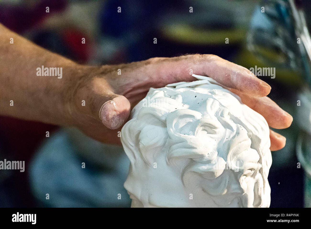 Plaster gypsum hi-res stock photography and images - Alamy