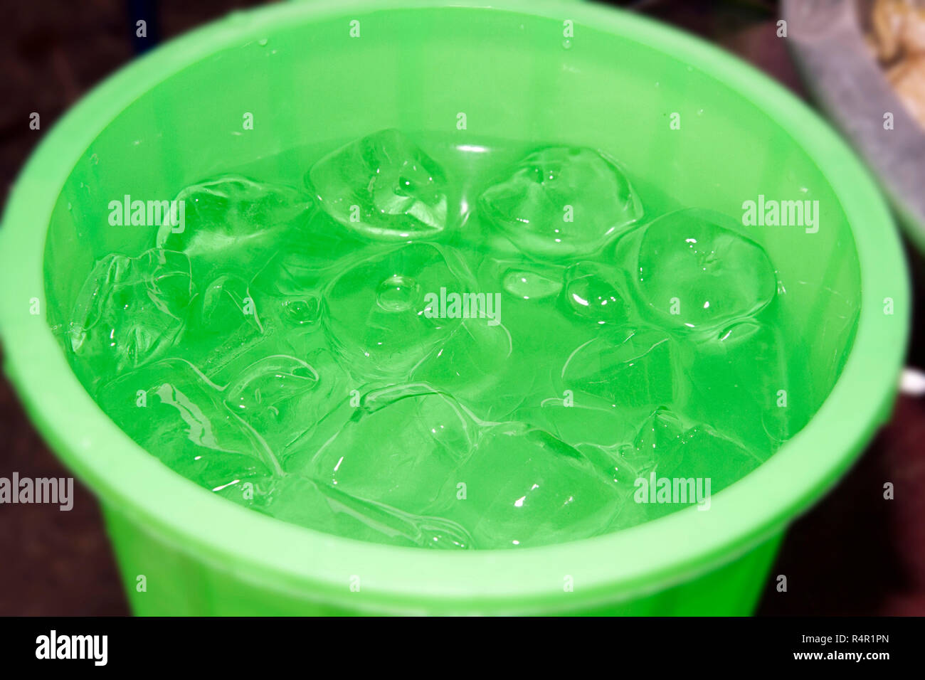 green plastic bucket ice Stock Photo - Alamy