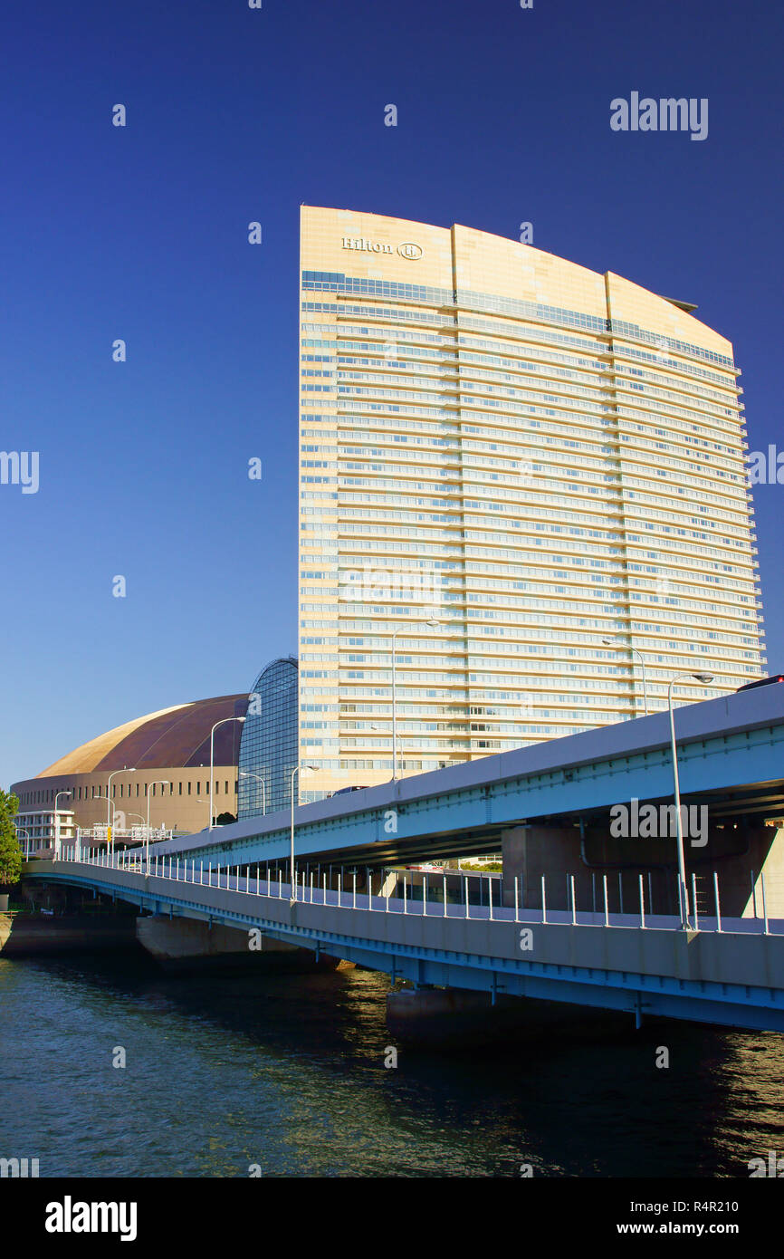 Urban expressway hi-res stock photography and images - Alamy