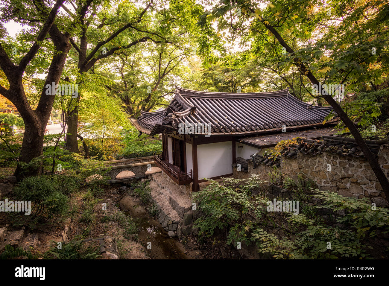 Gilsangsa temple seoul hi-res stock photography and images - Alamy