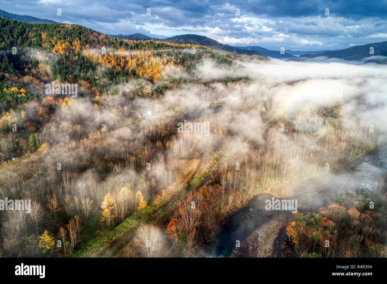 Sea of Clouds Autumn Foliage Stock Photo - Alamy