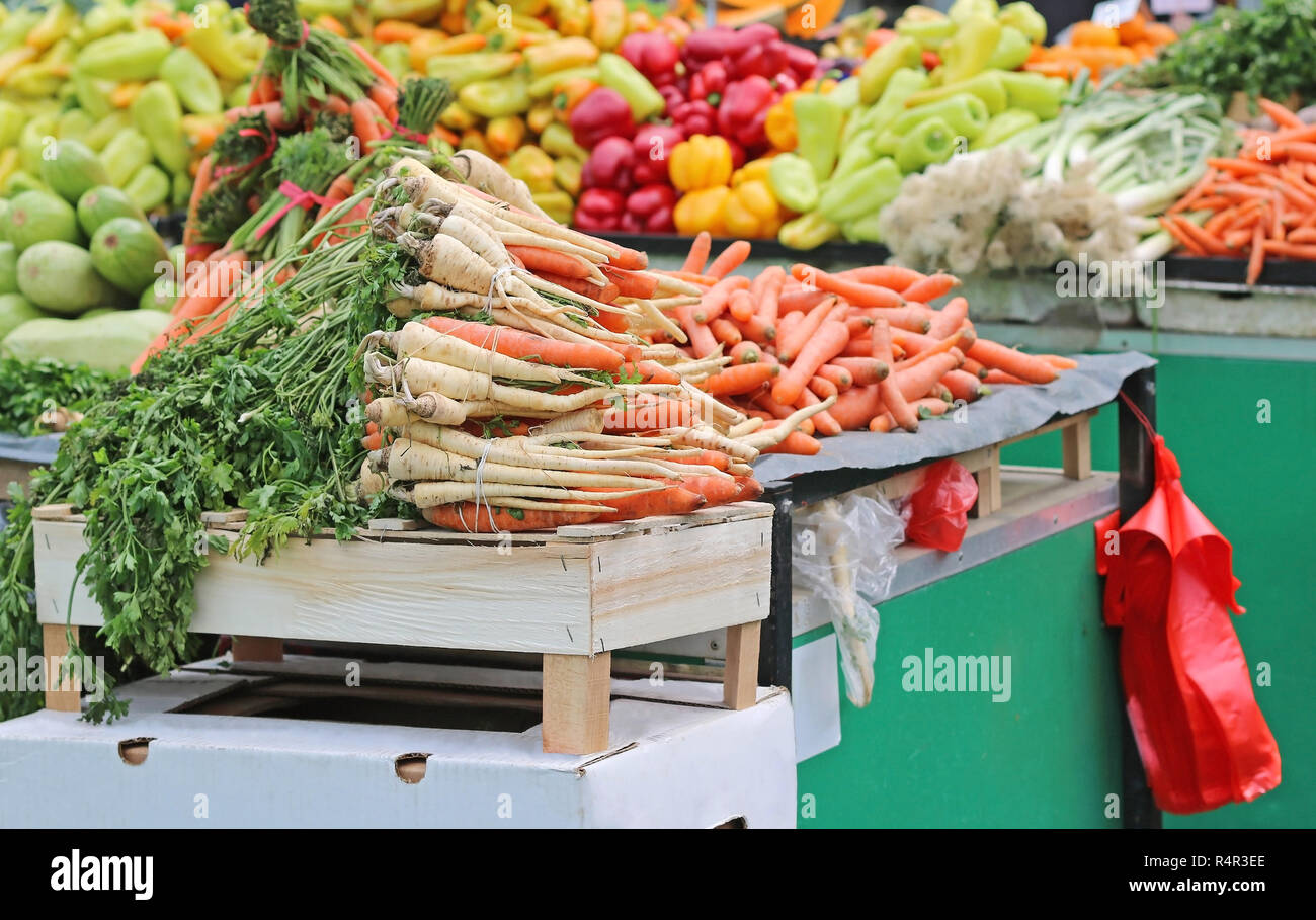 Market food vegetables Stock Photo - Alamy