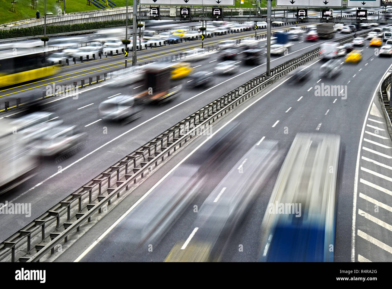 Controlled-access highway in Istanbul during rush hour Stock Photo - Alamy