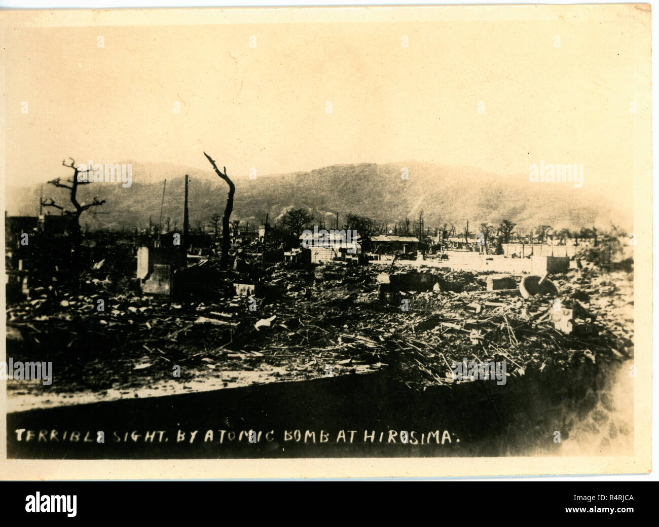 Ruined city after world war ii hi-res stock photography and images - Alamy