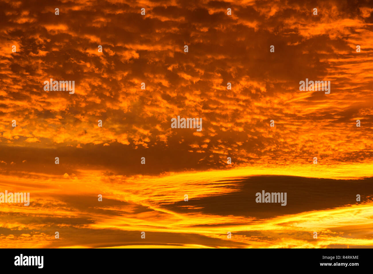 Warming sunset hi-res stock photography and images - Alamy