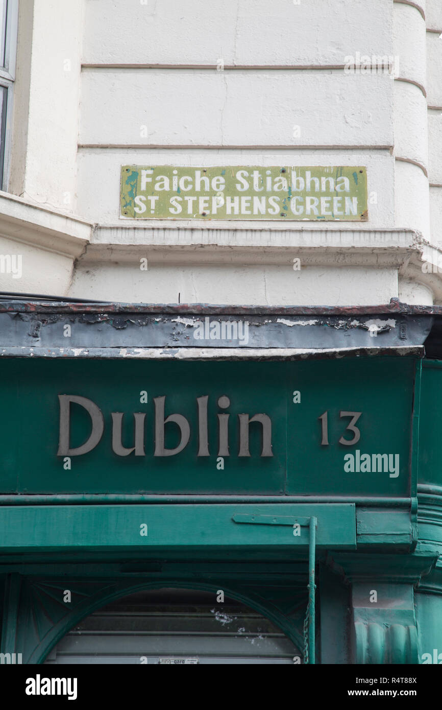 Strret sign hi-res stock photography and images - Alamy