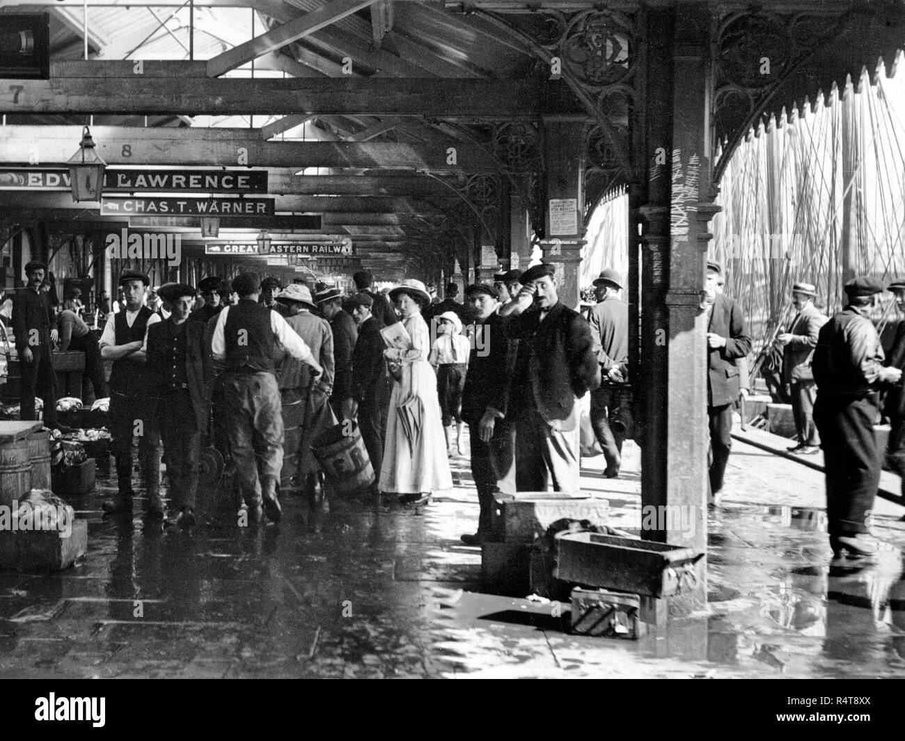 Lowestoft docks Black and White Stock Photos & Images - Alamy