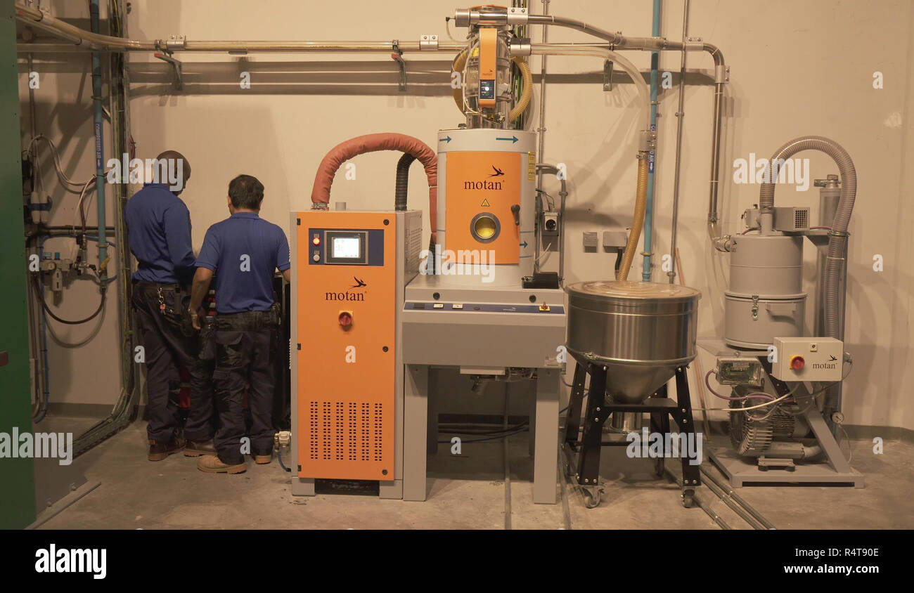 Demonstration of the technological process of manufacturing the details ...