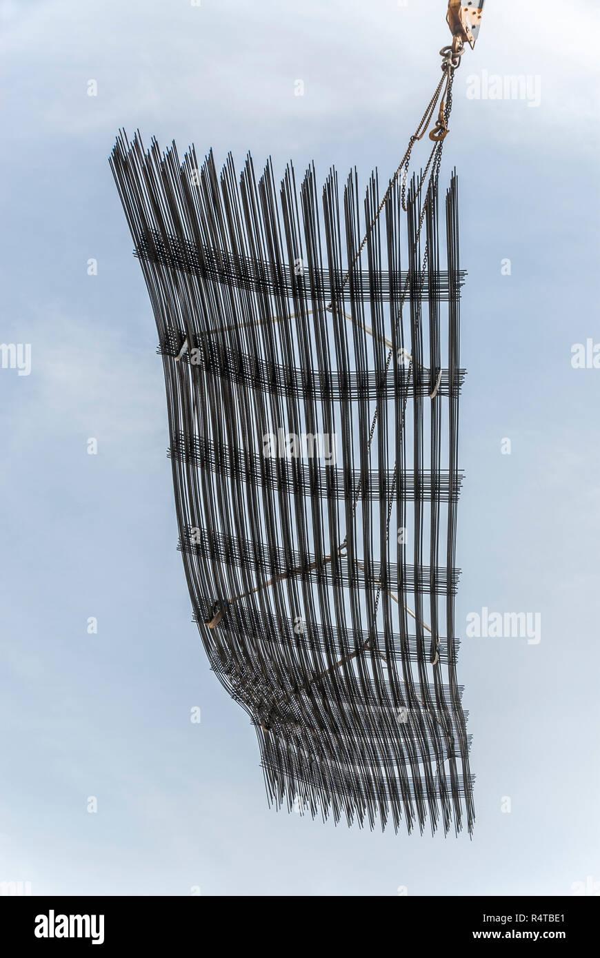 Construction steel mats hi-res stock photography and images - Alamy