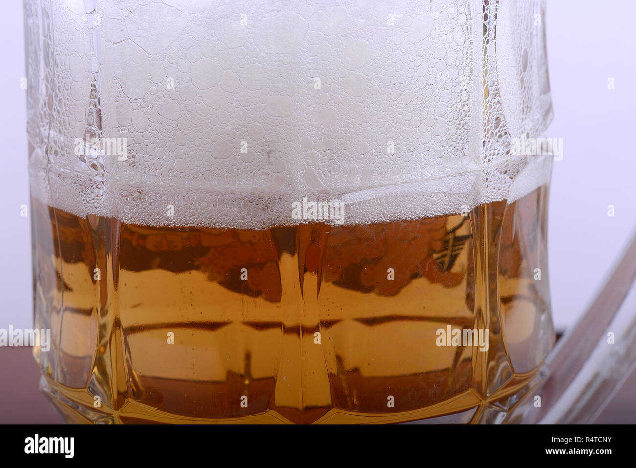 Mug fresh beer foam hi-res stock photography and images - Alamy