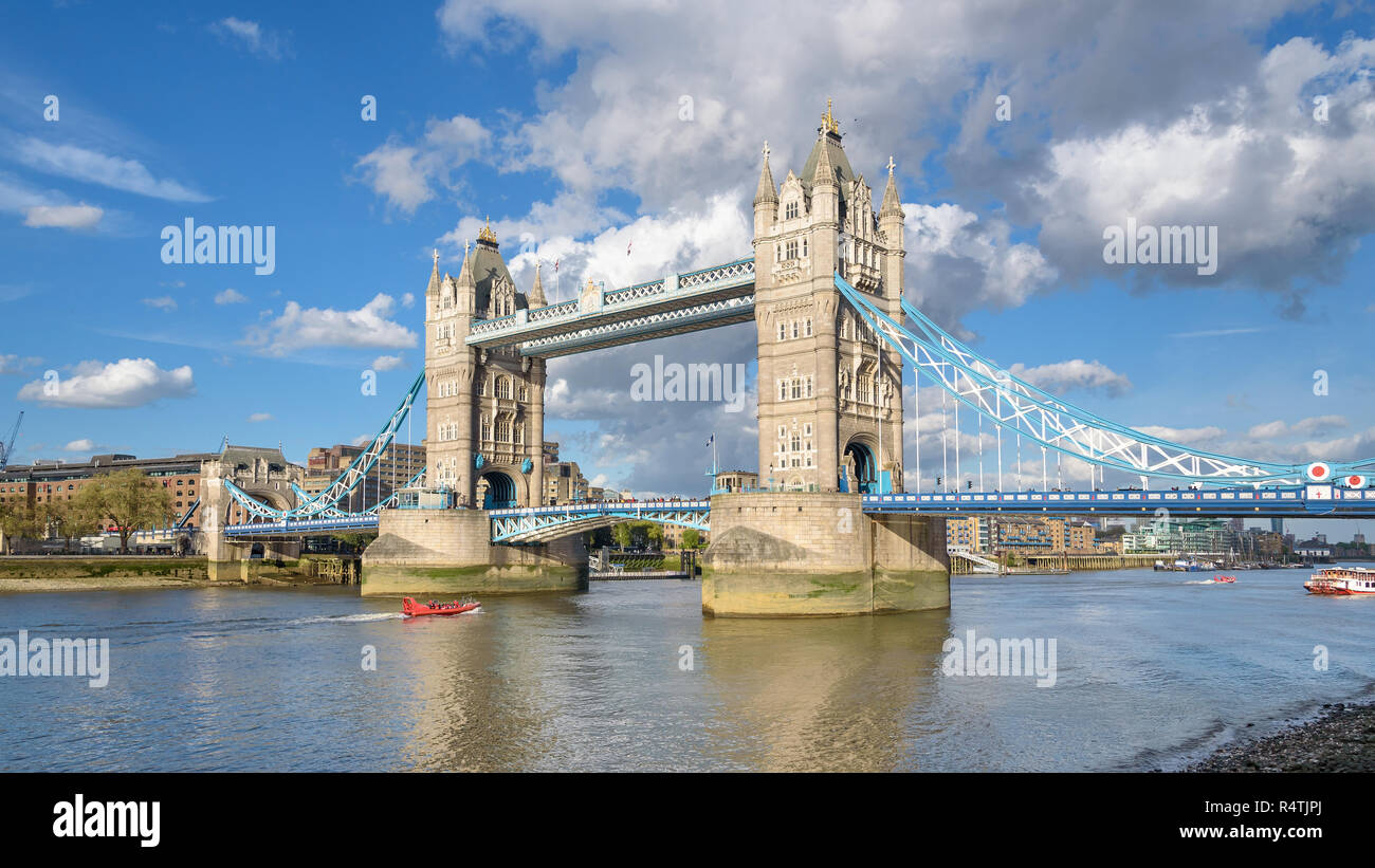View of Tower Bridge, bascule and suspension bridge in London, UK Stock ...