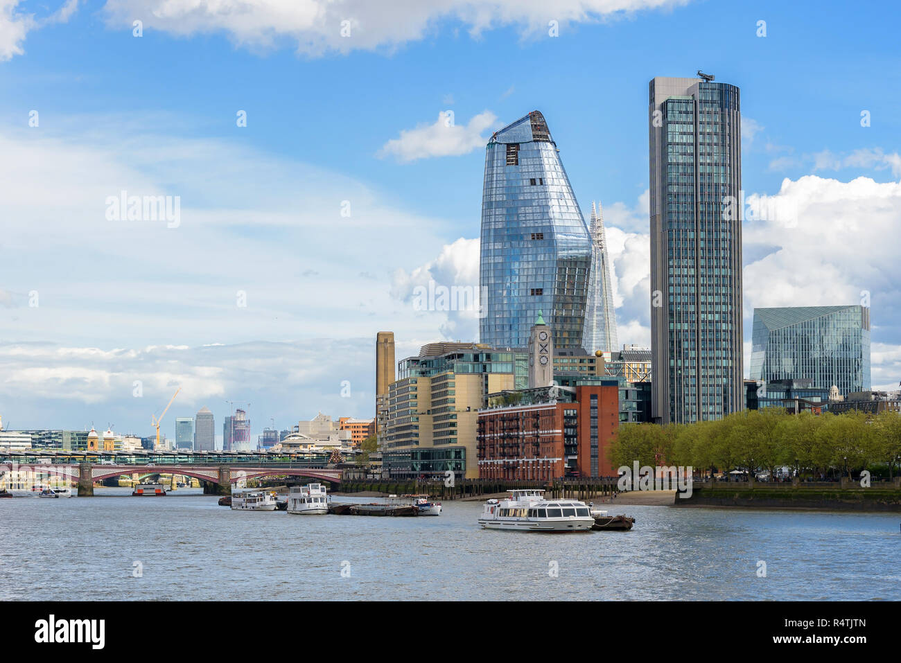 Panorama of south bank of the Thames River in central London, UK Stock ...