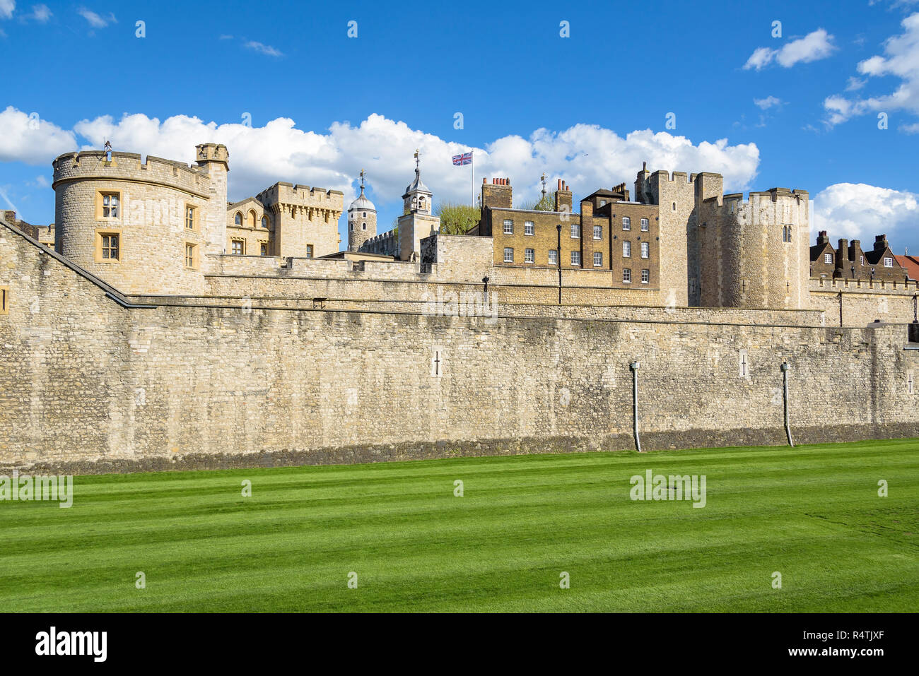 Architecture of Tower of London, medieval prison and famous landmark of ...