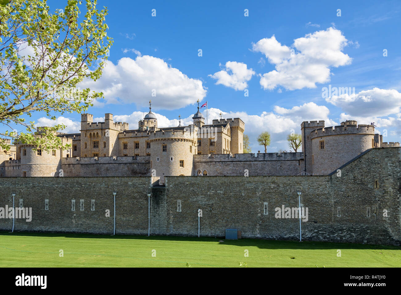 Architecture of Tower of London, medieval prison and famous landmark of ...