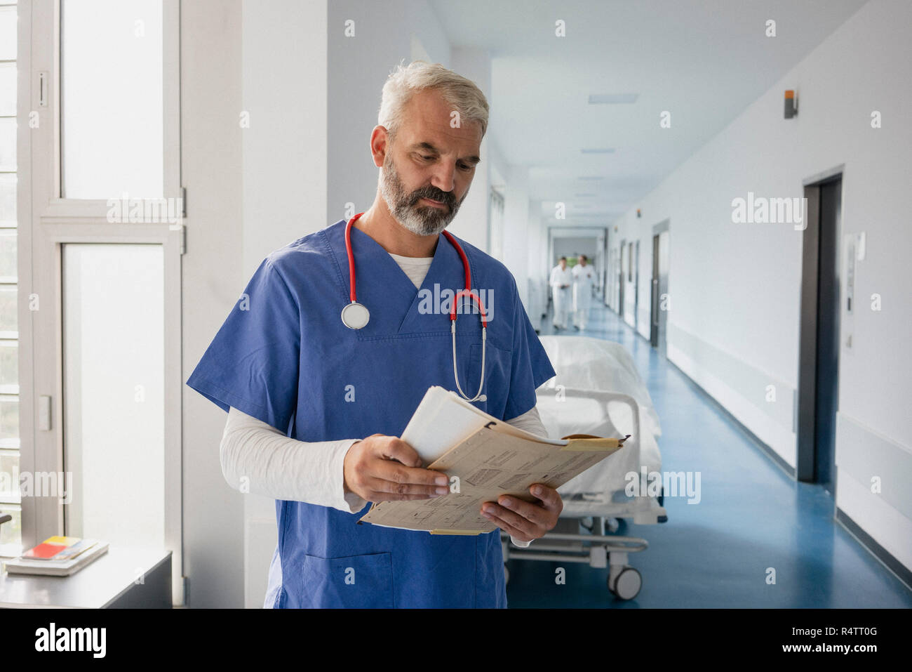 Medical rounds hi-res stock photography and images - Alamy