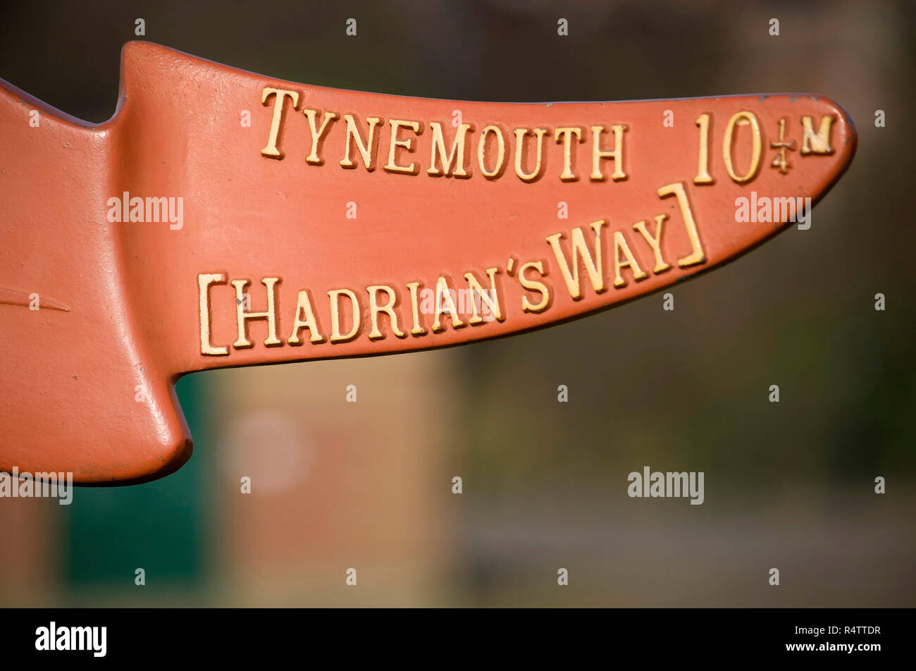 Hadrian’s Way Cycle Path signpost, Mariners Wharf, Newcastle Quayside ...