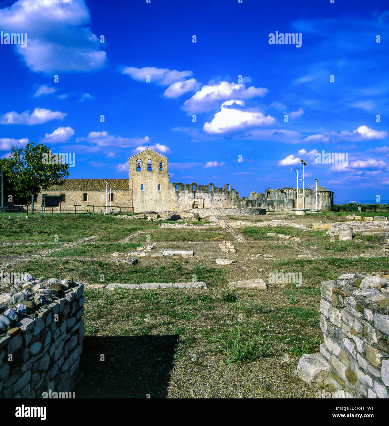Italy Basilicata Venosa Abbey of the SS. Trinity abbey Lâ€™incompiuta ...