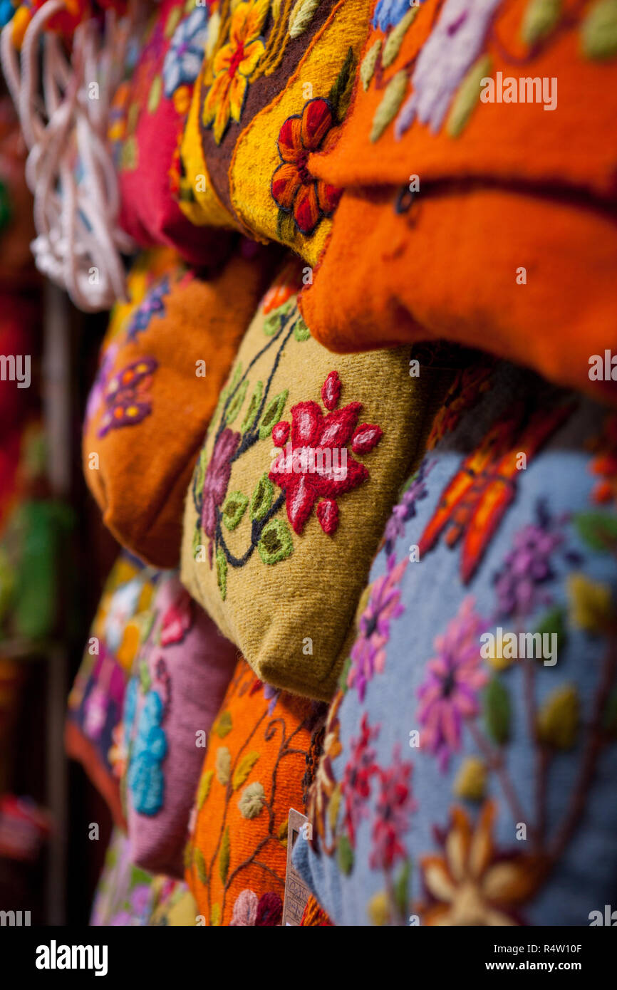 Hamndicraft items of Peru Stock Photo - Alamy