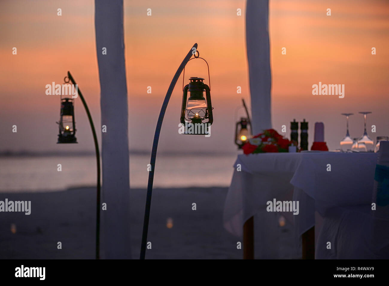 Maldives oil hi-res stock photography and images - Alamy