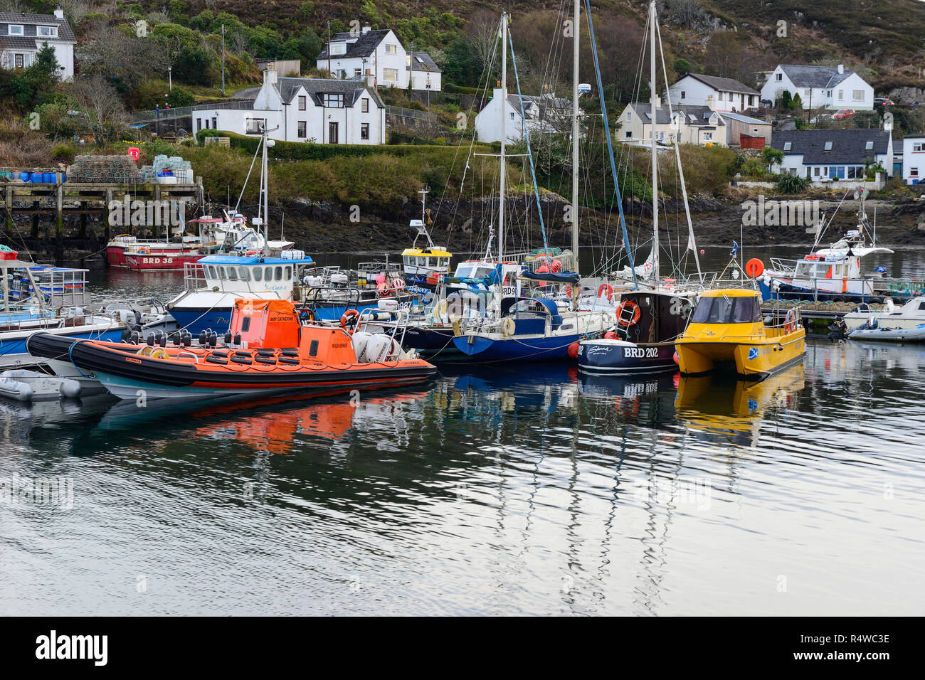 Ferry kyleakin hi-res stock photography and images - Alamy