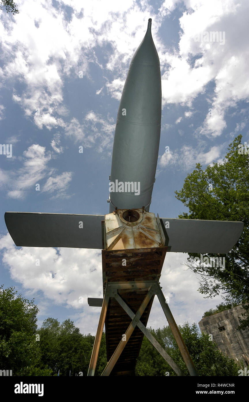 V2 rocket london hi-res stock photography and images - Alamy