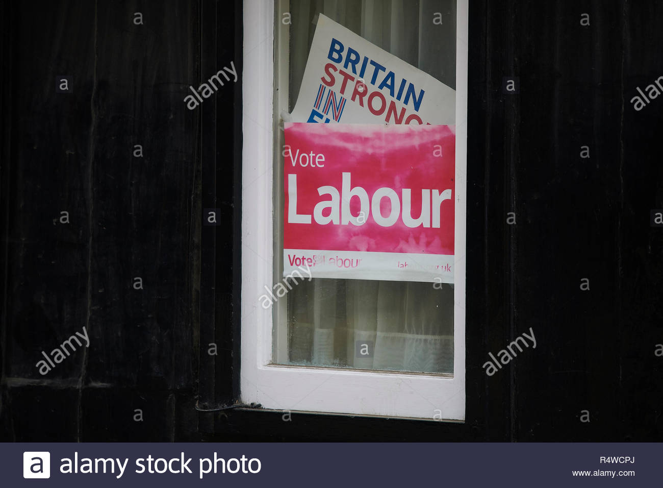 Red Labour Poster High Resolution Stock Photography and Images - Alamy