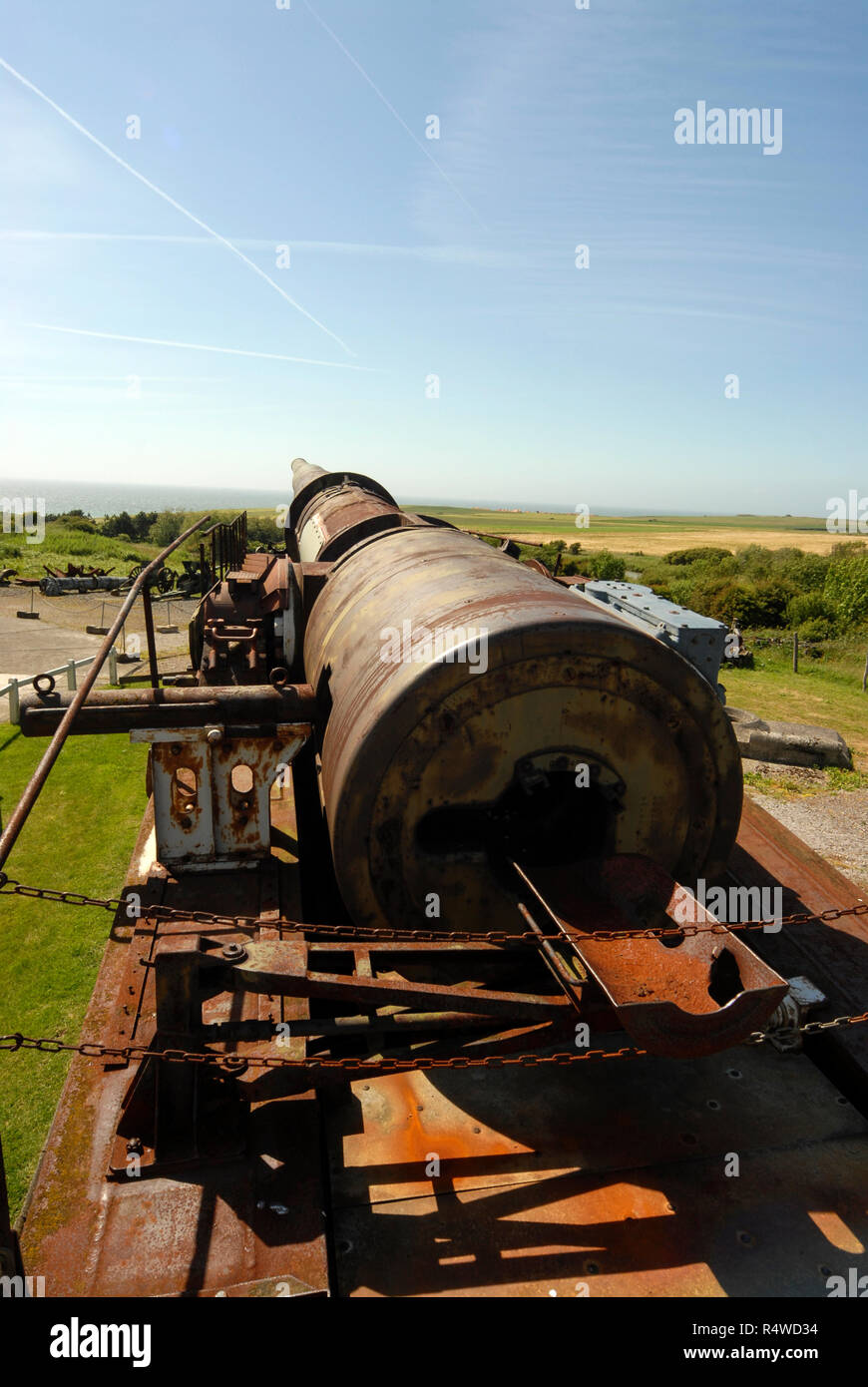 German railway gun hi-res stock photography and images - Alamy