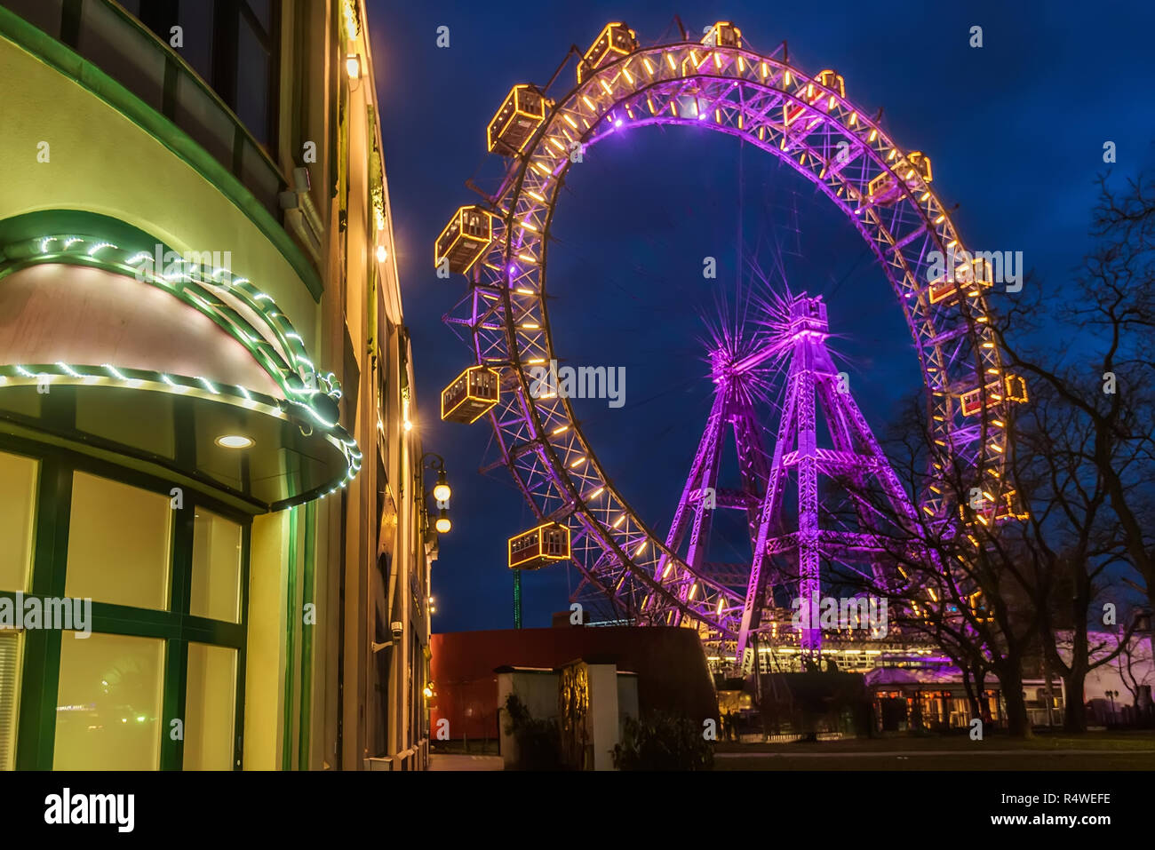 Vienna, Austria - December 29, 2017. Giant Ferris Wheel in viennese ...