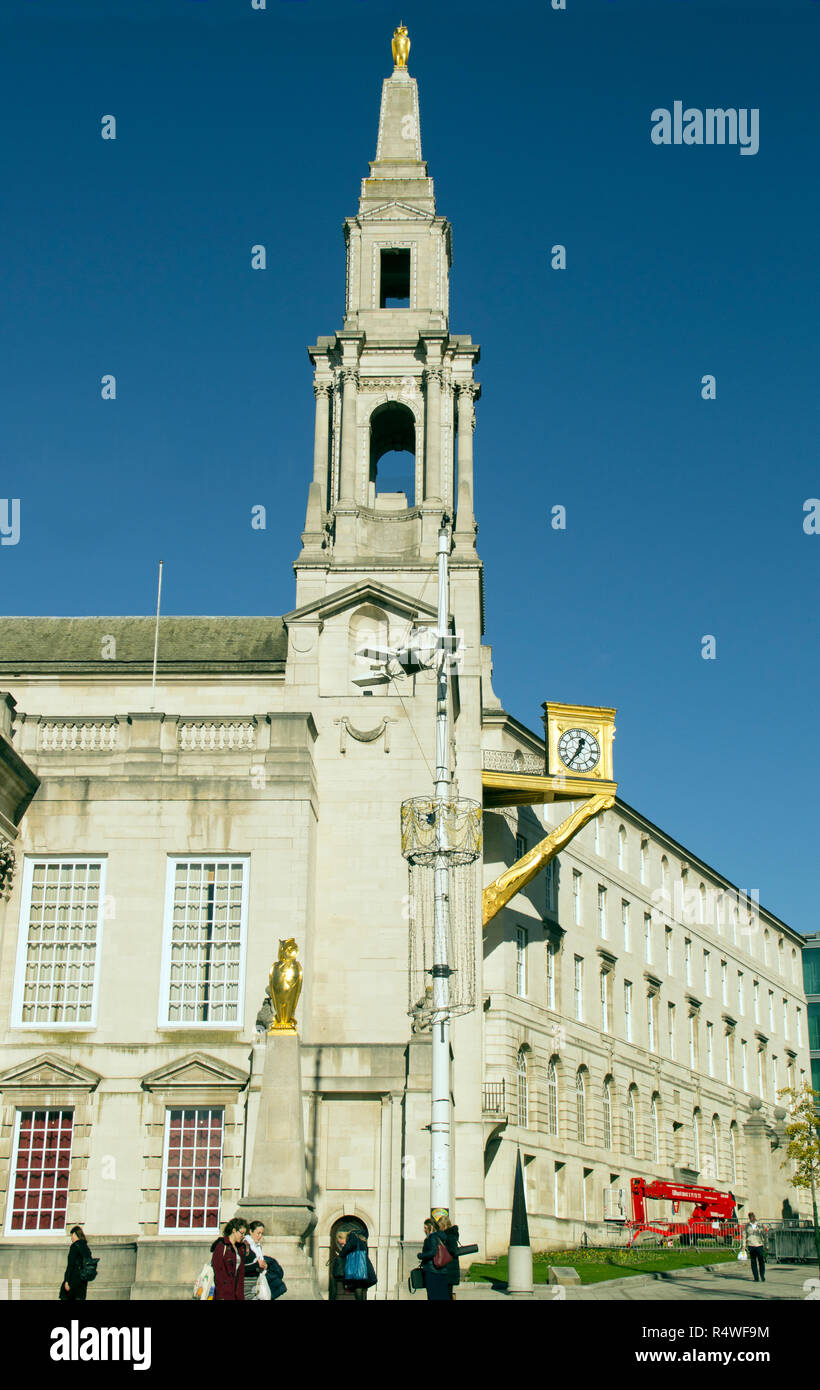 Leeds Civic Hall Stock Photo - Alamy