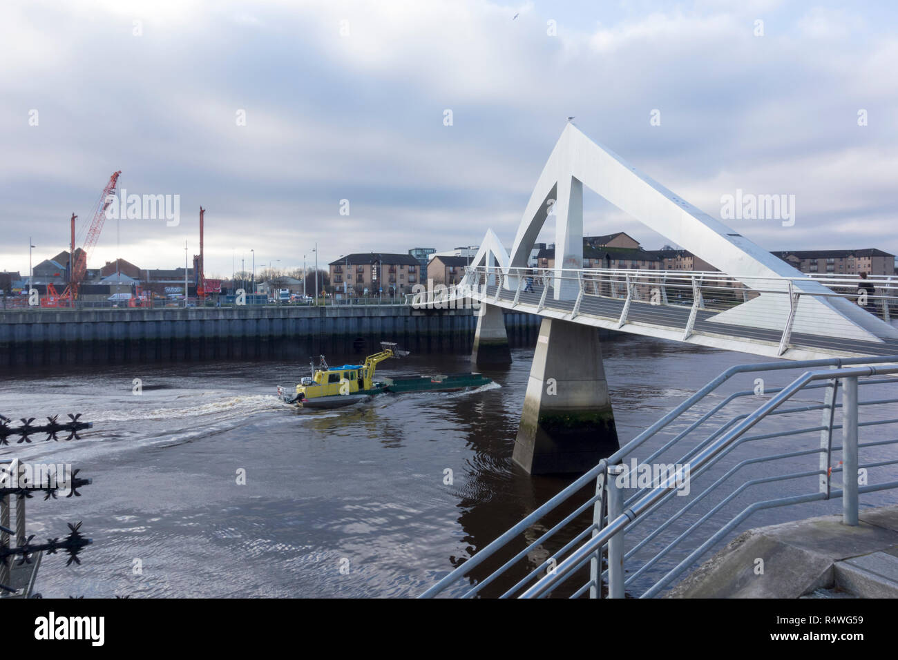 The Tradeston Bridge, Clydeside Walkway, Glasgow, Scotland, United ...