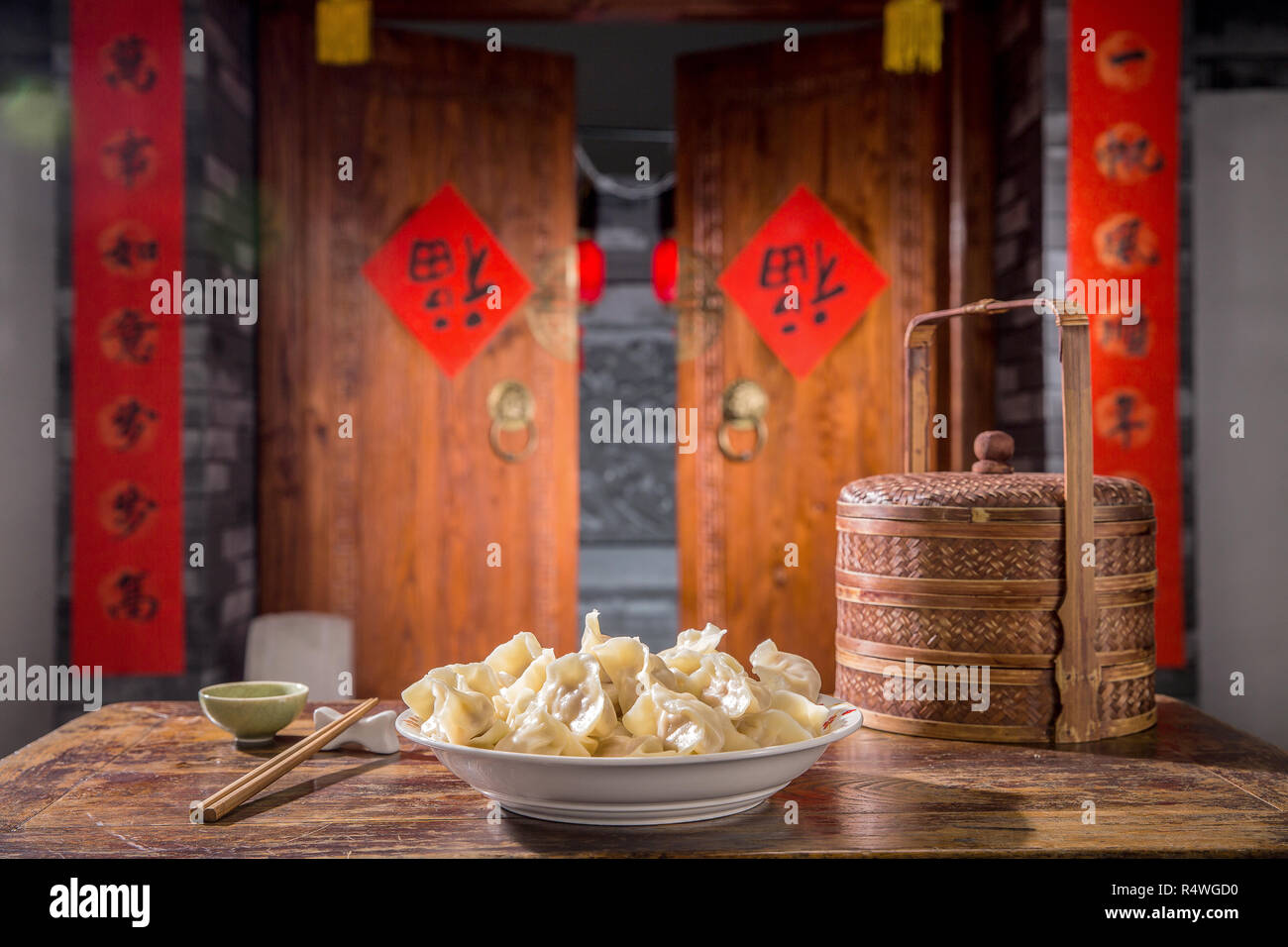 Chinese spring couplets door hi-res stock photography and images - Alamy