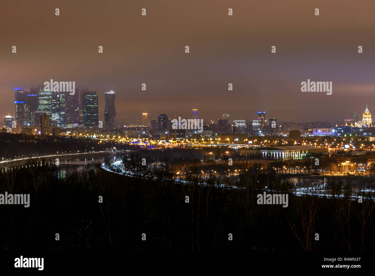 Moscow fog hi-res stock photography and images - Alamy