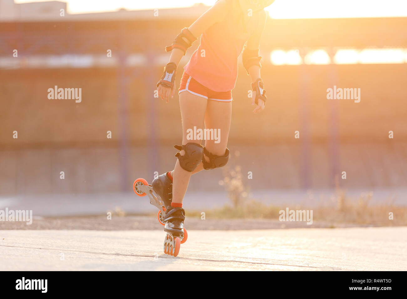 Speed skater helmet hi-res stock photography and images - Alamy