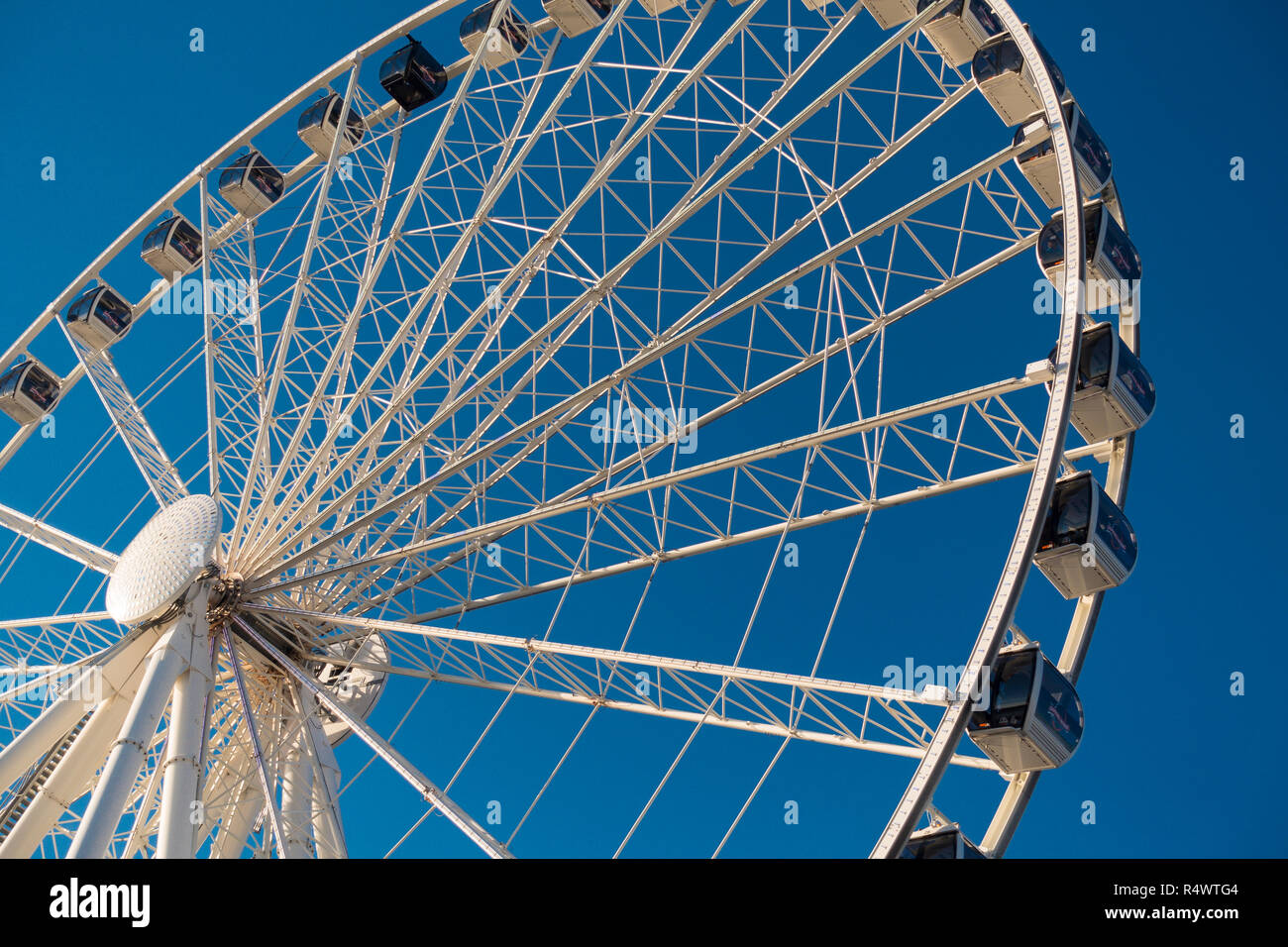 NATIONAL HARBOR, MARYLAND, USA - The Capital Wheel attraction Stock ...