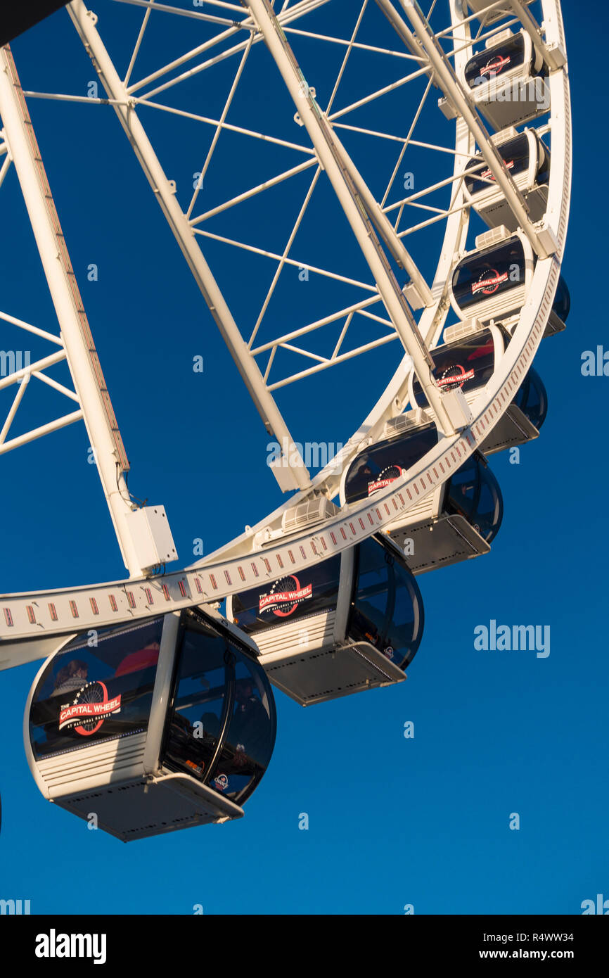 National harbor capital wheel hi-res stock photography and images - Alamy
