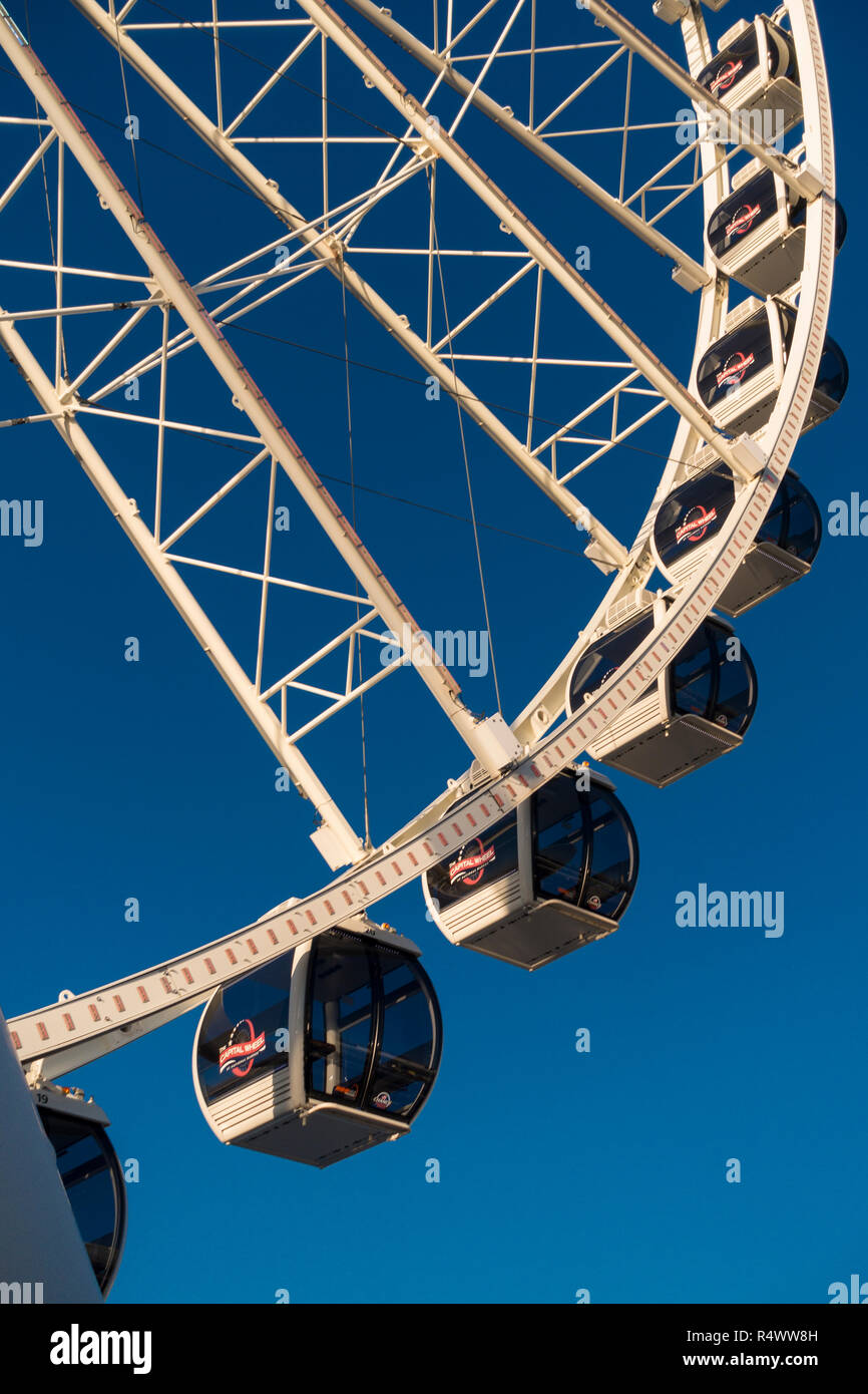 NATIONAL HARBOR, MARYLAND, USA - The Capital Wheel attraction Stock ...