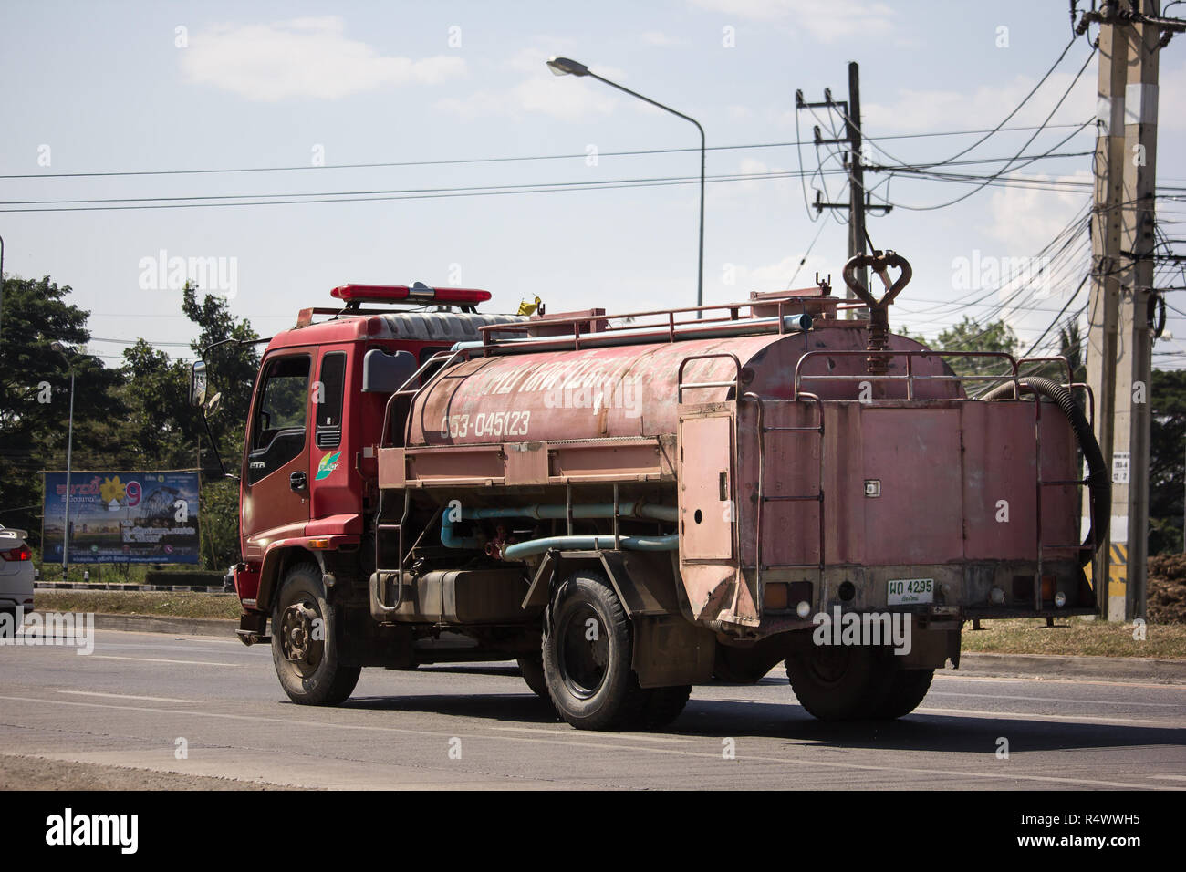 Thai fire engine hi-res stock photography and images - Alamy