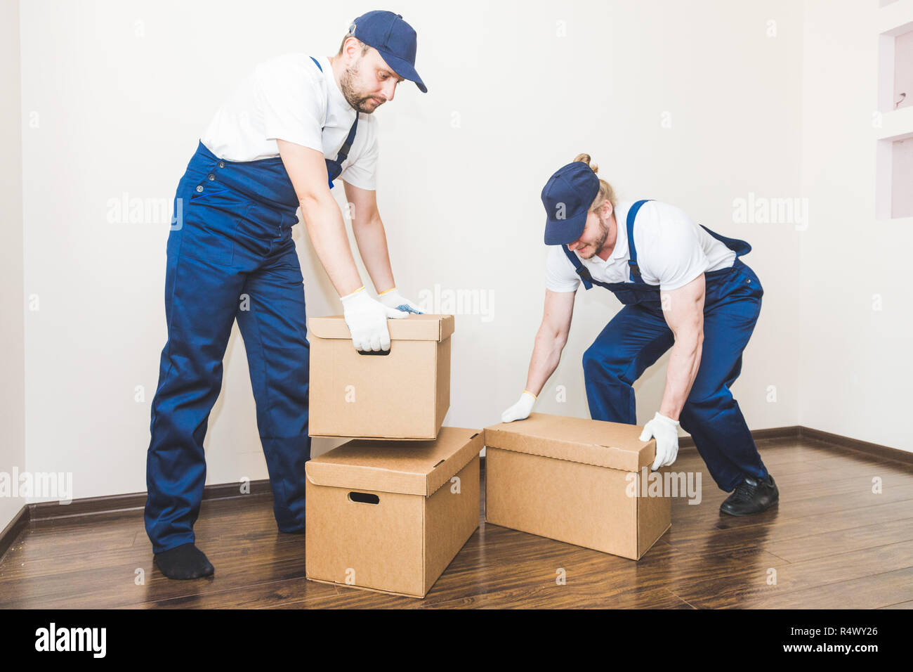 Male loaders hi-res stock photography and images - Alamy