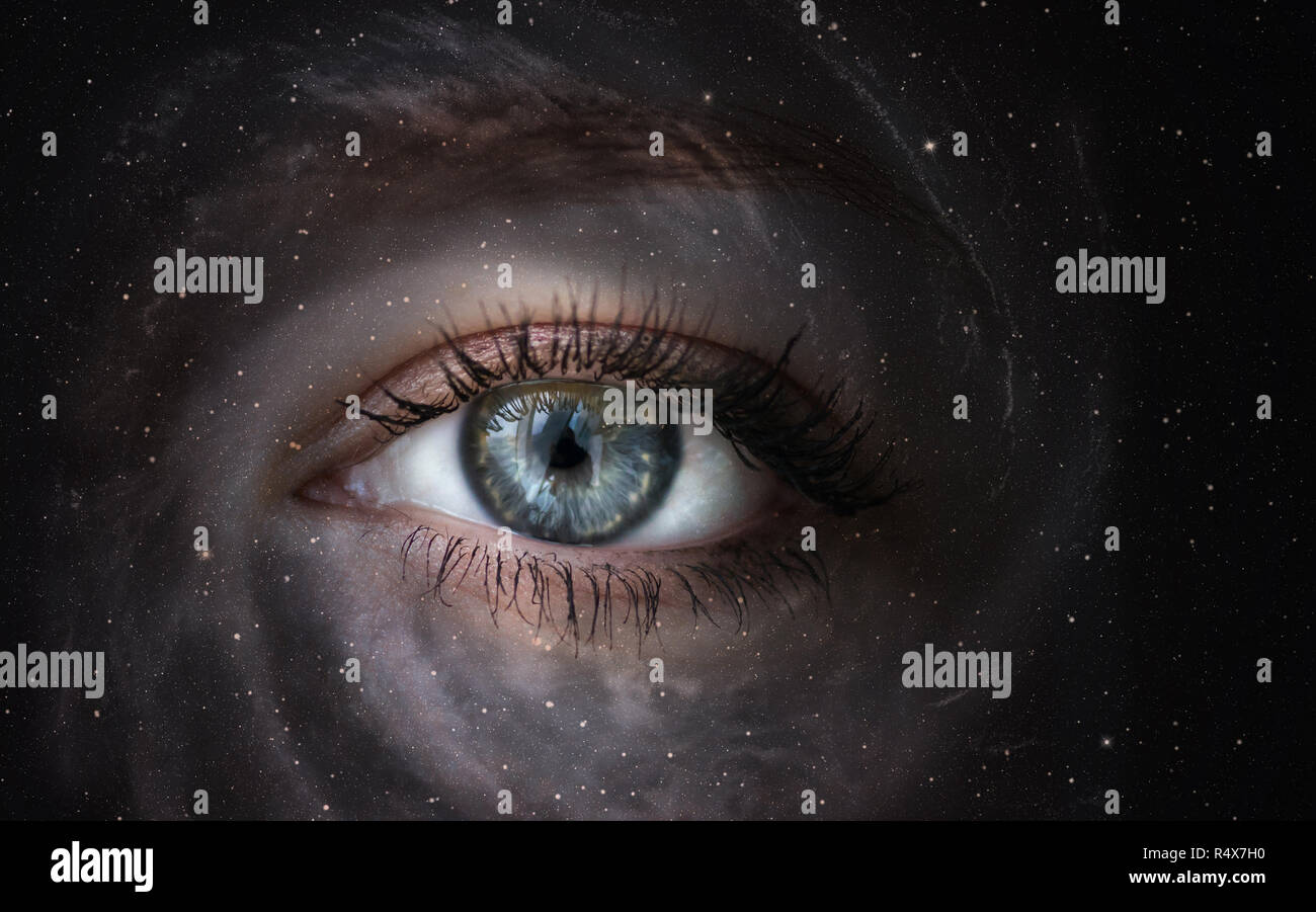 Human eye and space hi-res stock photography and images - Alamy