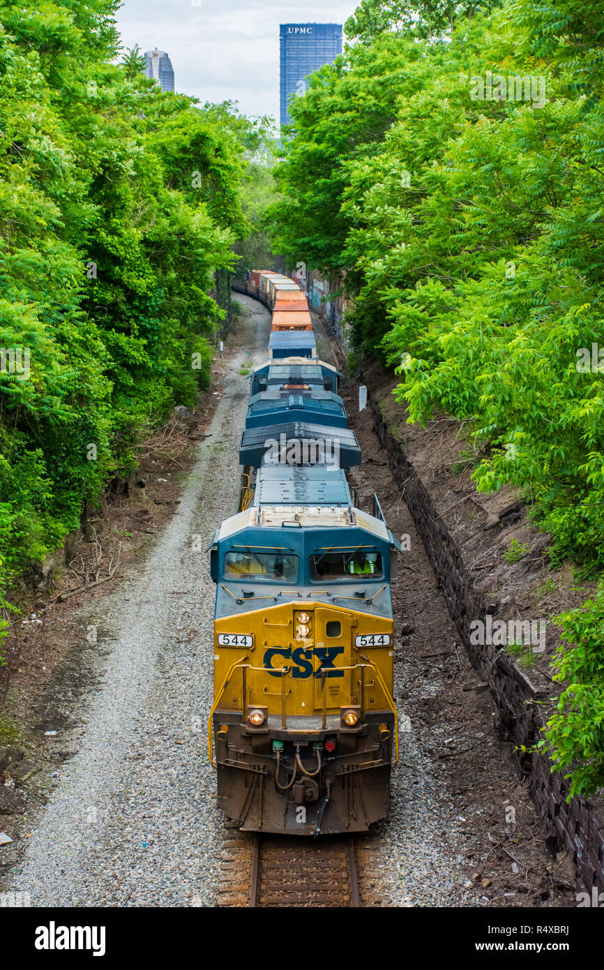 Csx train hi-res stock photography and images - Alamy