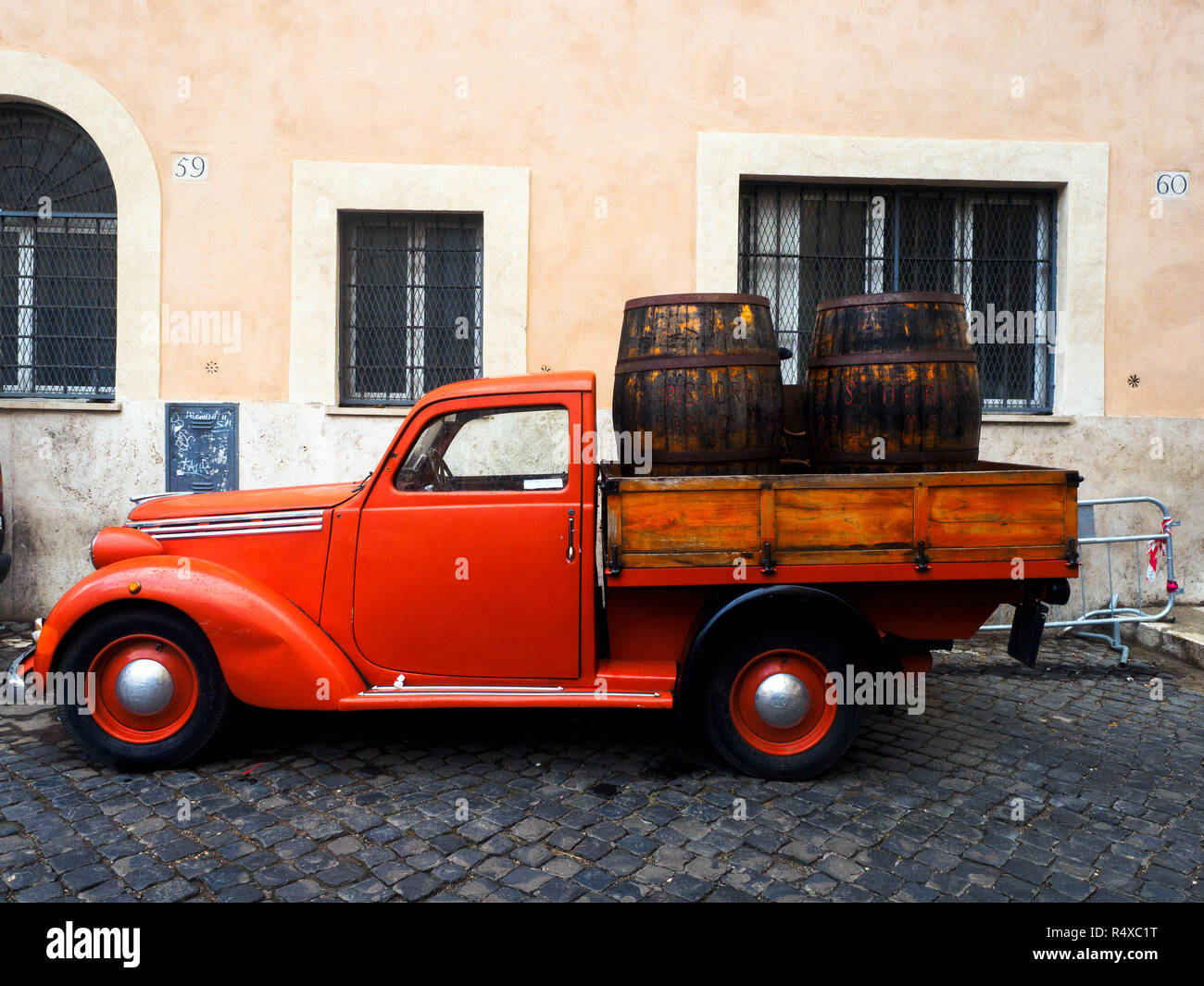 Fiat truck hi-res stock photography and images - Alamy